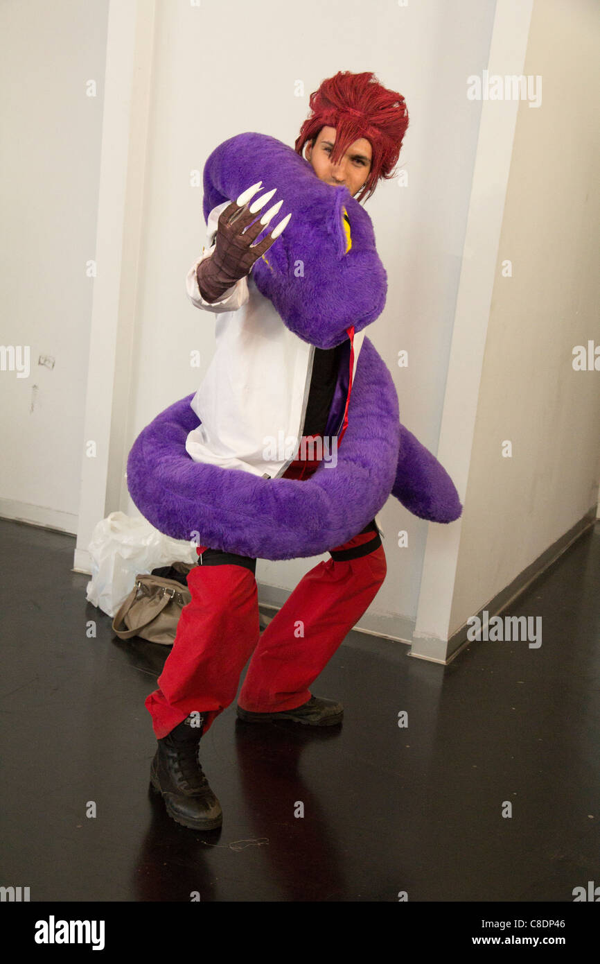 Young people fan dressed cosplay hi-res stock photography and images - Alamy