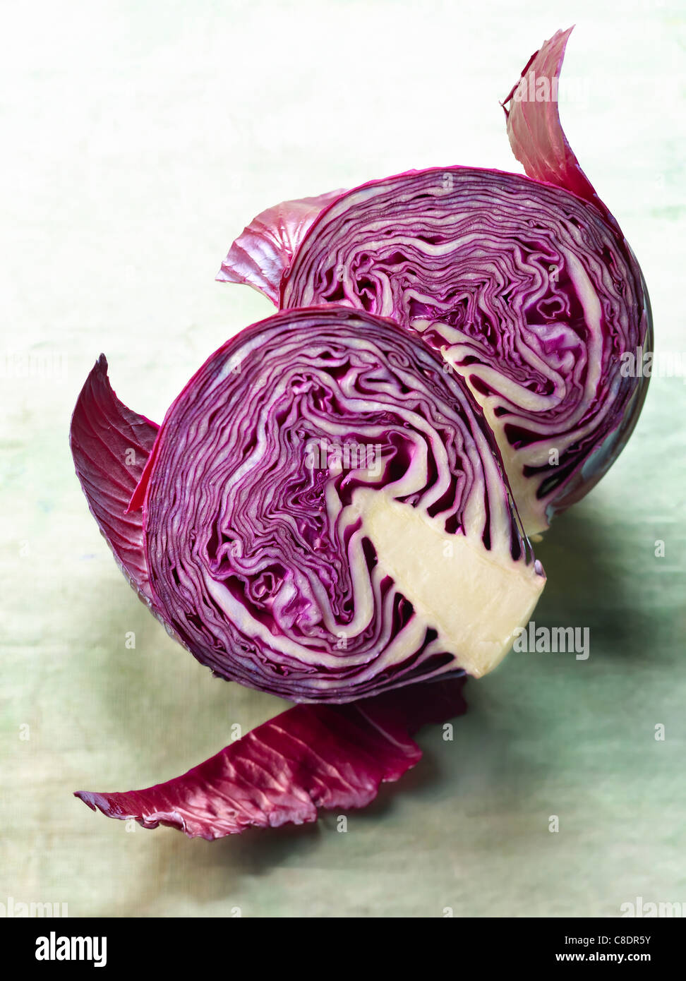 Red cabbage cut in half Stock Photo - Alamy
