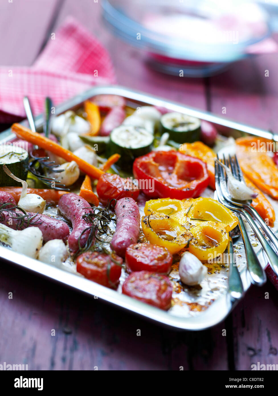Tray of grilled meat and vegetables Stock Photo - Alamy