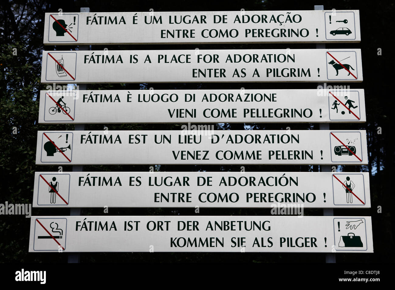 Multilingual Sign Stock Photos & Multilingual Sign Stock Images - Alamy