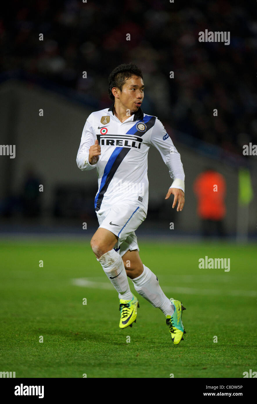Yuto nagatomo inter hi-res stock photography and images - Alamy