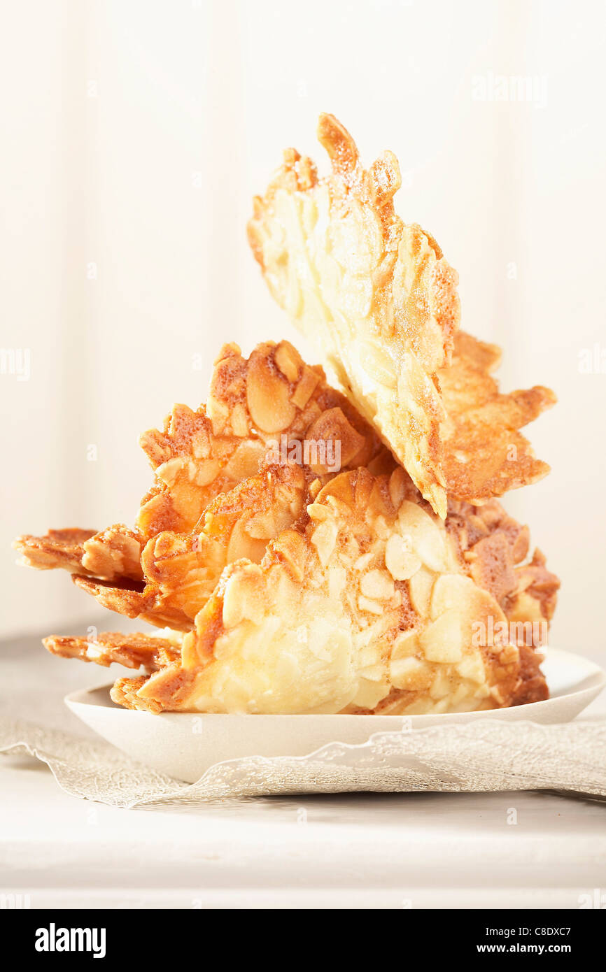 Tuile Biscuits High Resolution Stock Photography and Images - Alamy