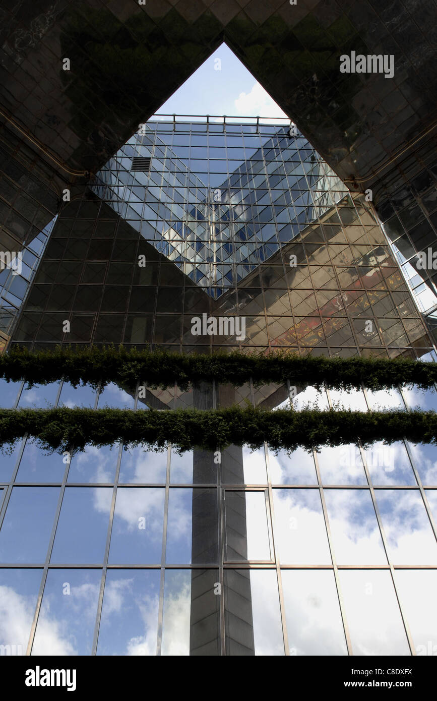 Graphic architectural shot of building on London Bridge. The symmetry ...