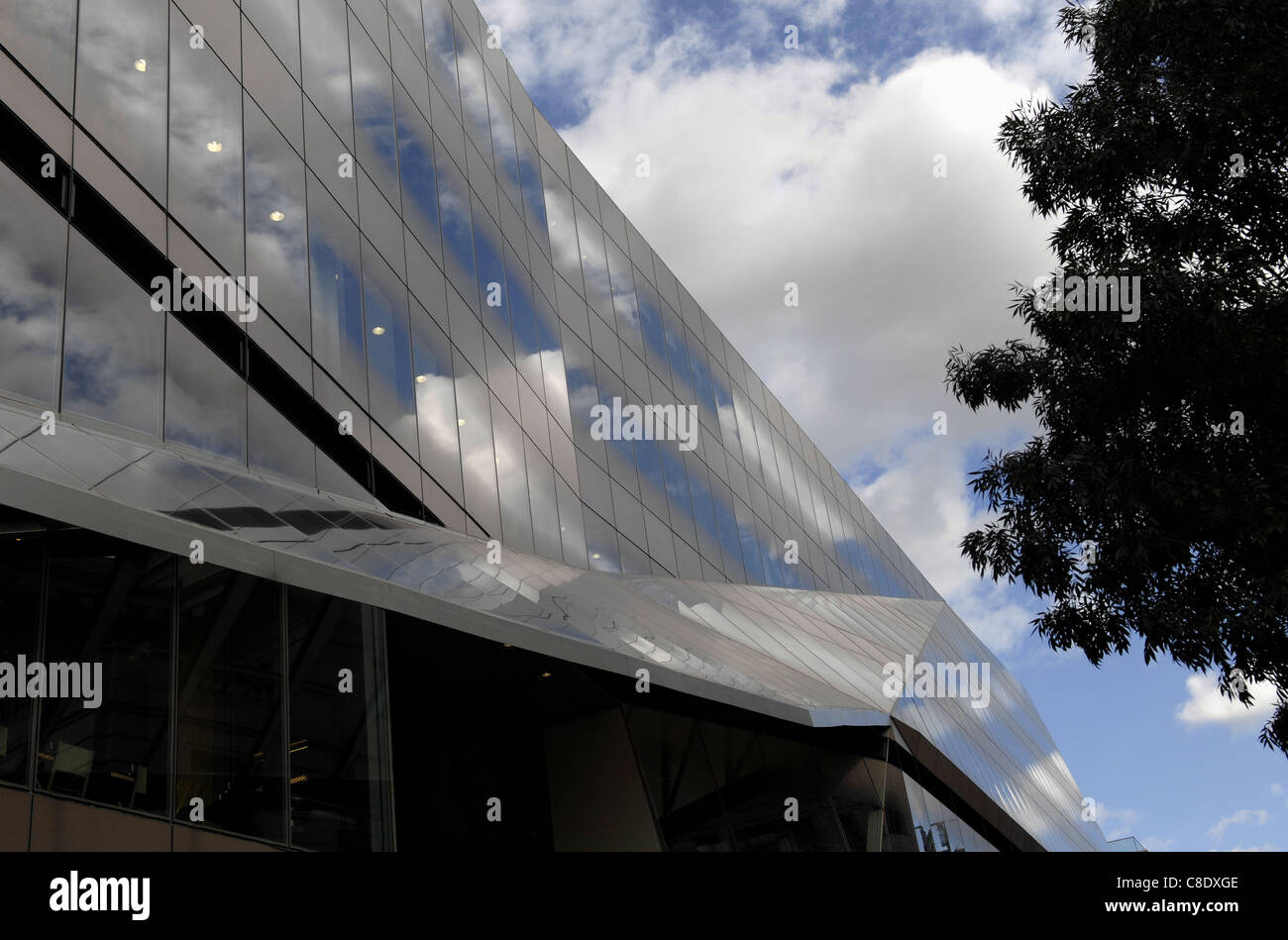 One new change shopping center hi-res stock photography and images - Alamy