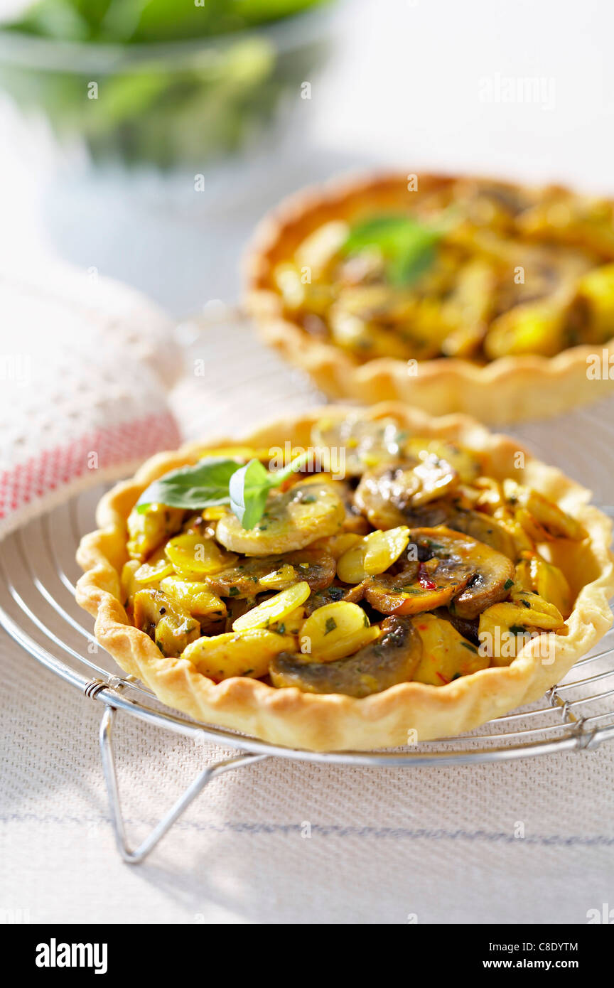 Individual mushroom hi-res stock photography and images - Alamy