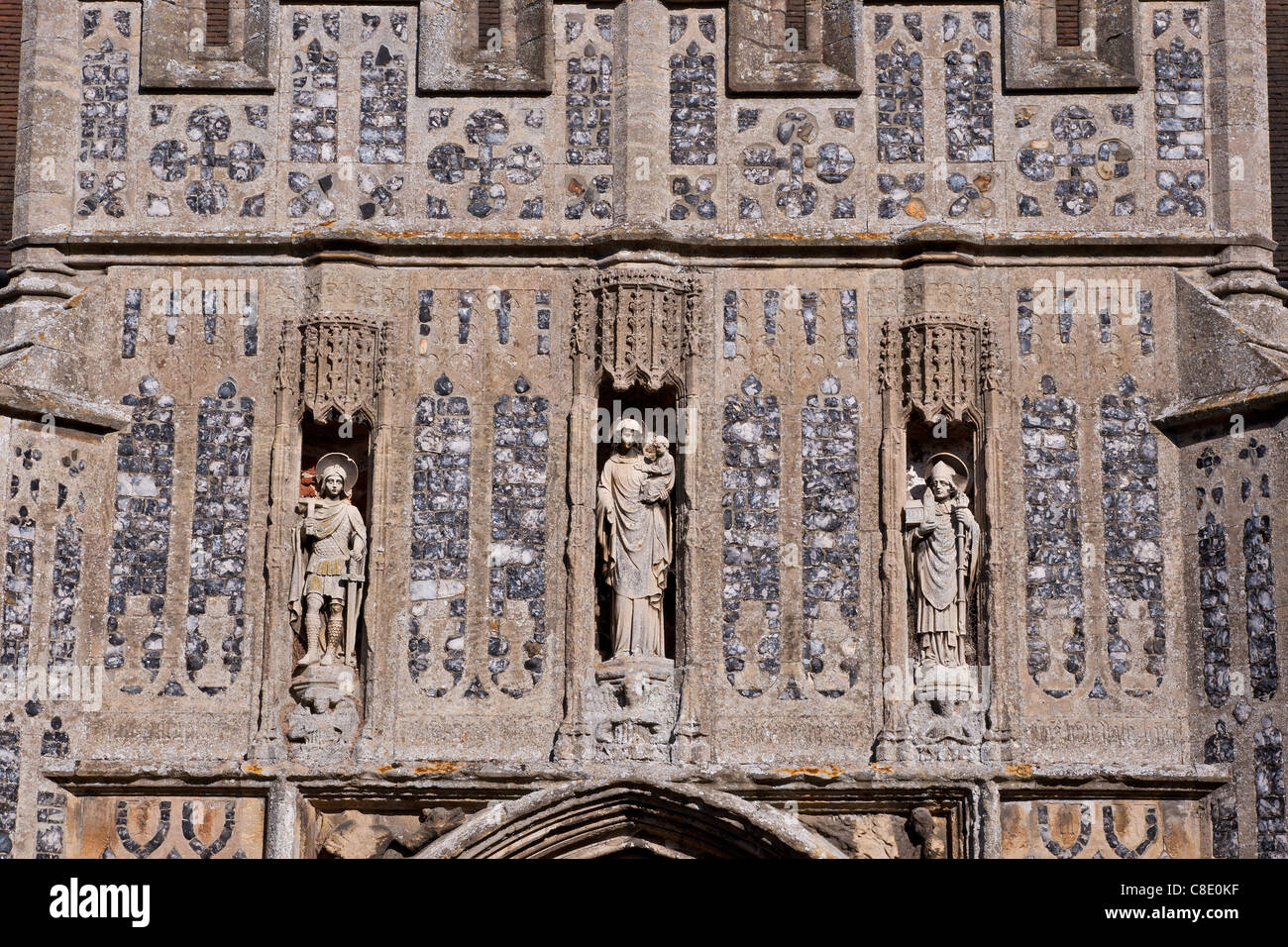 Ancient saints statues hi-res stock photography and images - Alamy