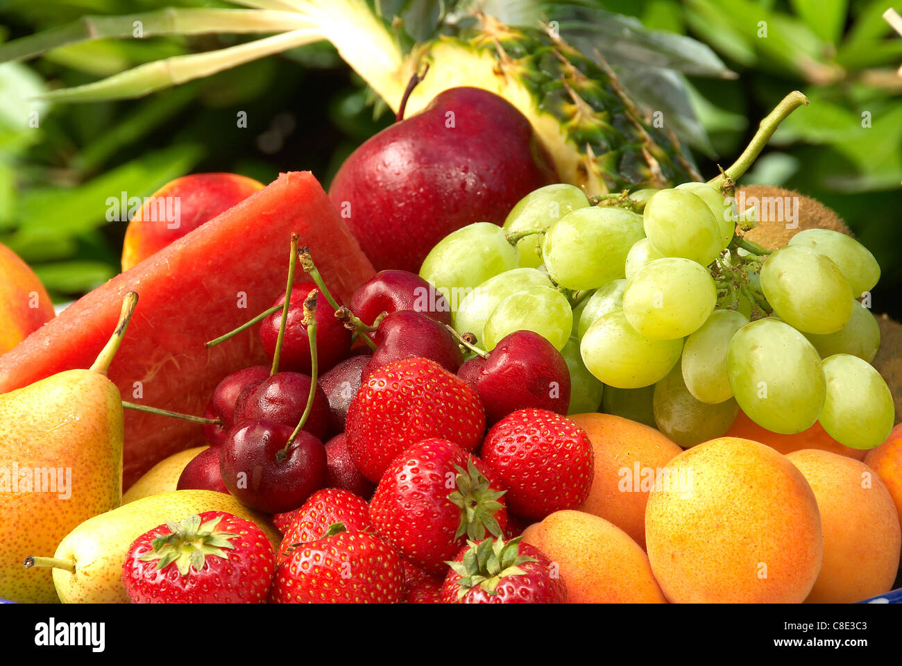 apple background beauty citron cluster edible feed food fresh fruit ...