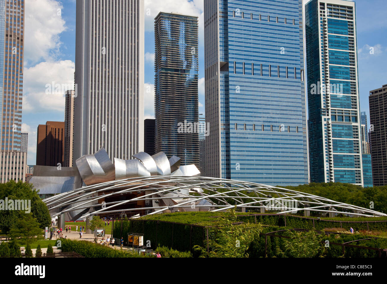 Jay Pritzker Pavilion designed by Frank Gehry, Millennium Park, Chicago ...