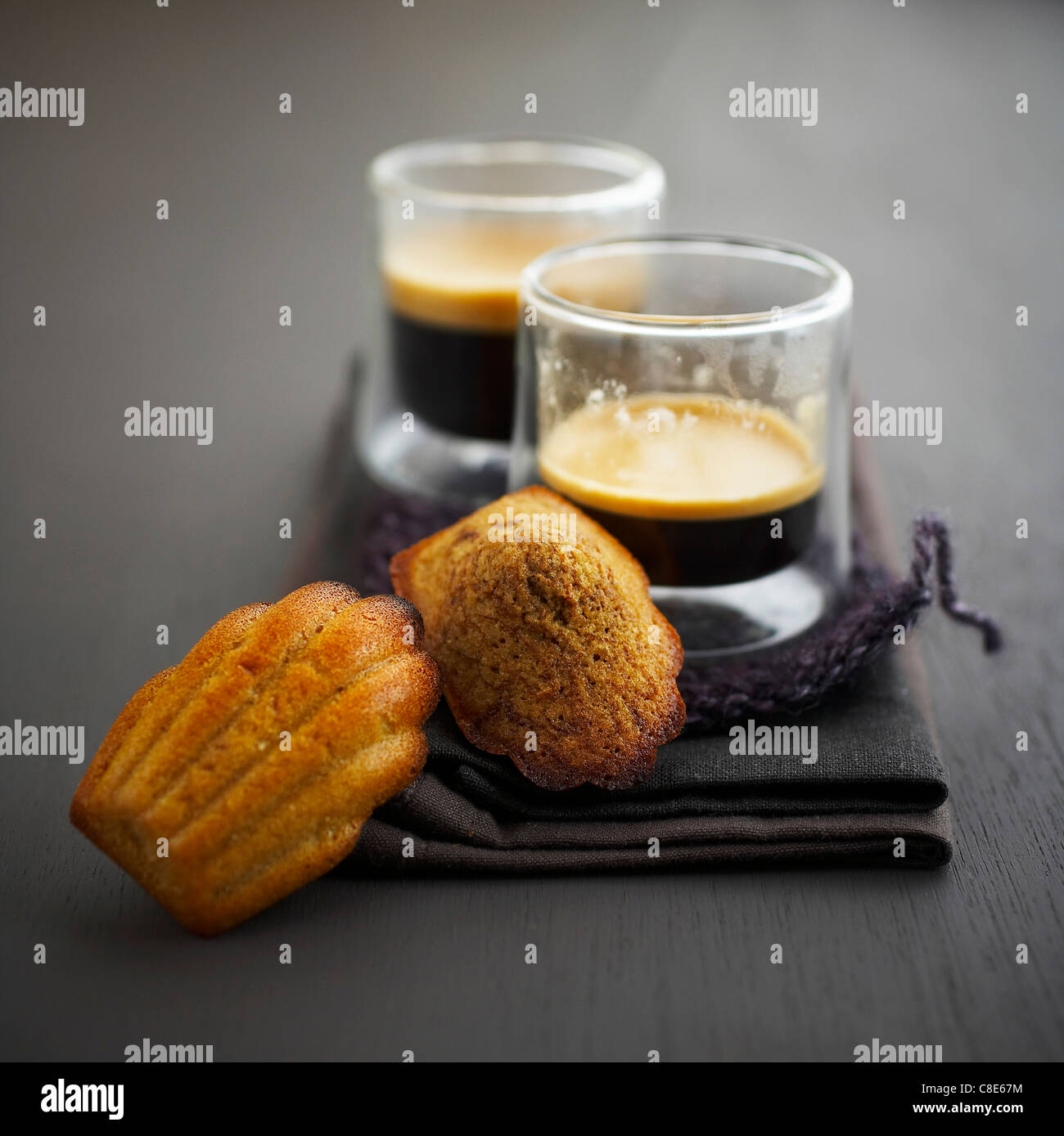 Madeleines and coffee hi-res stock photography and images - Alamy