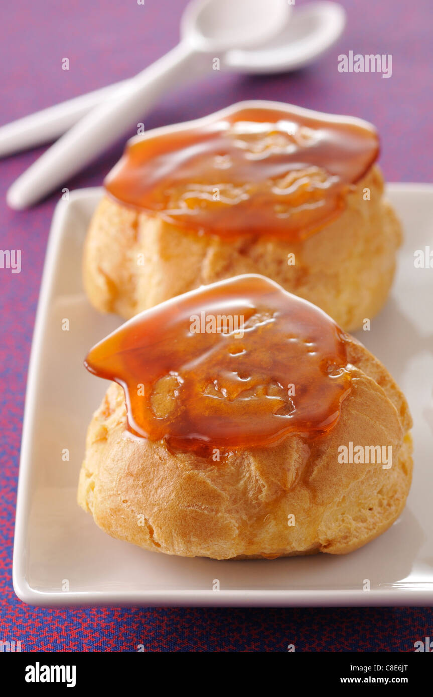 Toffee puff pastries Stock Photo - Alamy