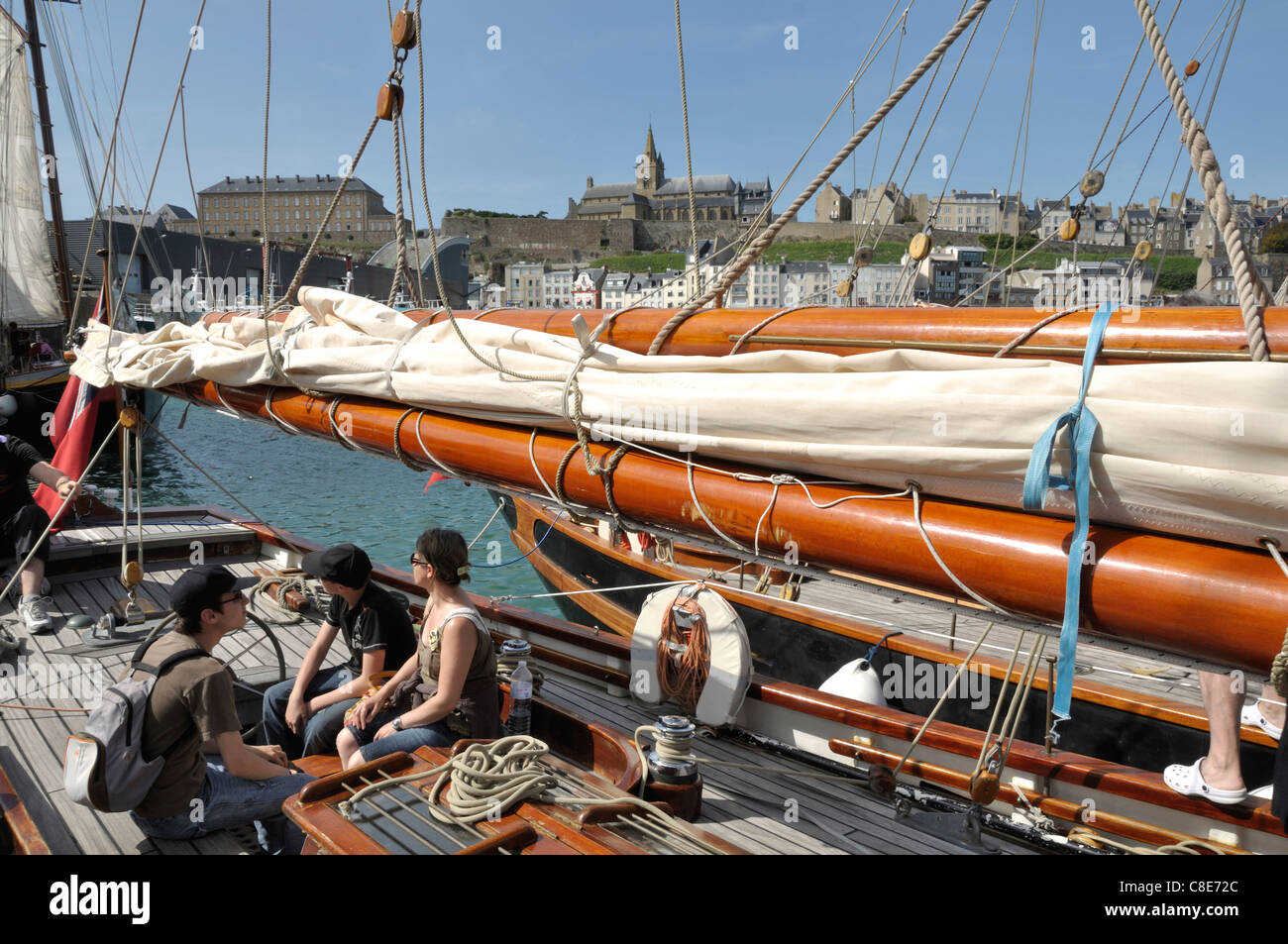 Cutter boom hi-res stock photography and images - Alamy