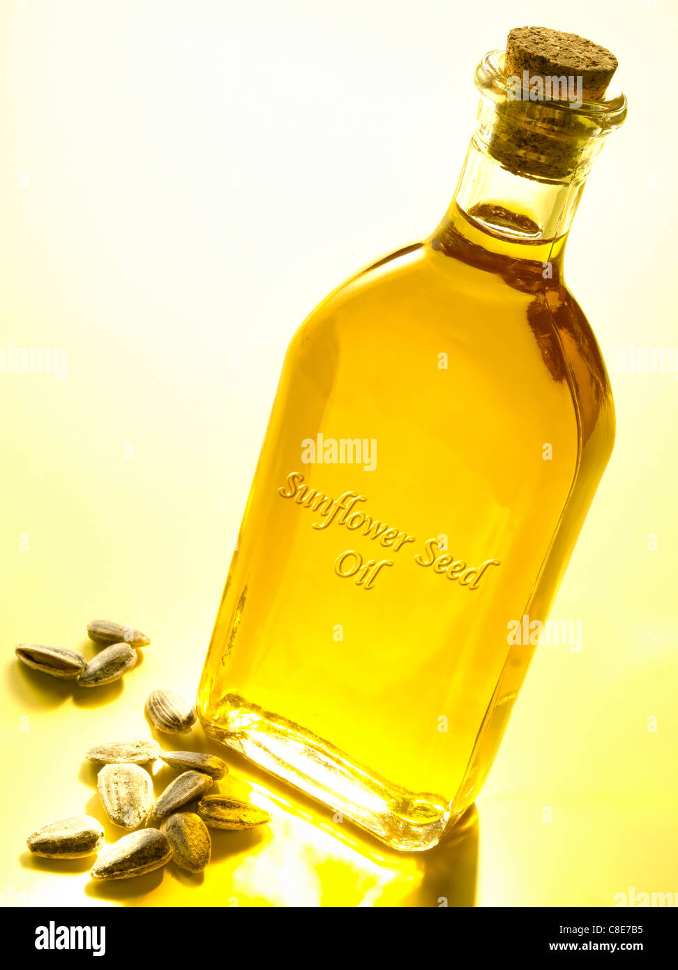Botlle of sunflower seed oil Stock Photo - Alamy