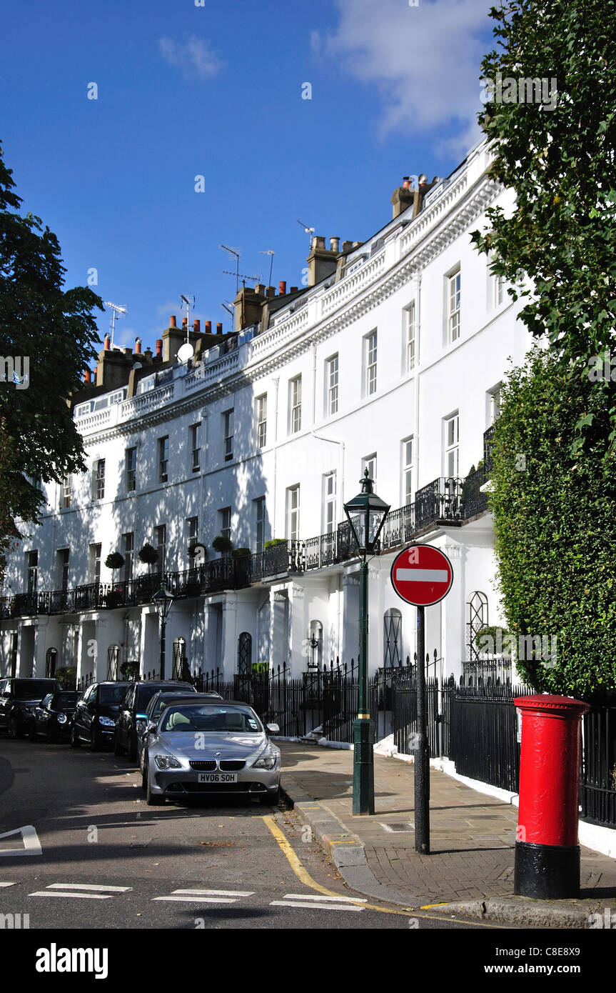 Historical red crescent hi-res stock photography and images - Alamy