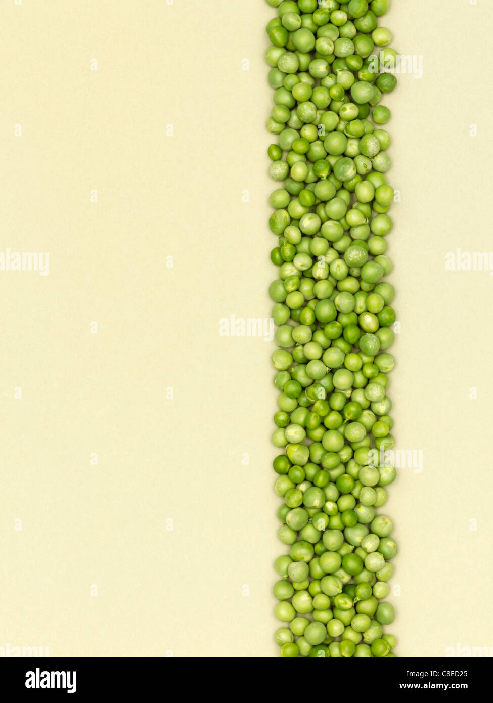Line of peas Stock Photo - Alamy