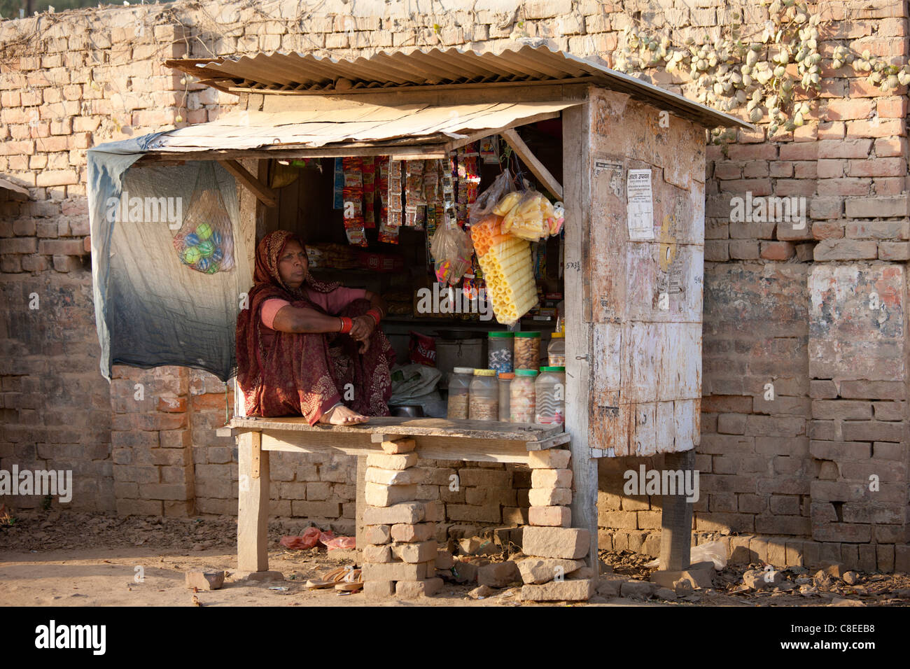 Indian poor shopkeeper hi-res stock photography and images - Alamy