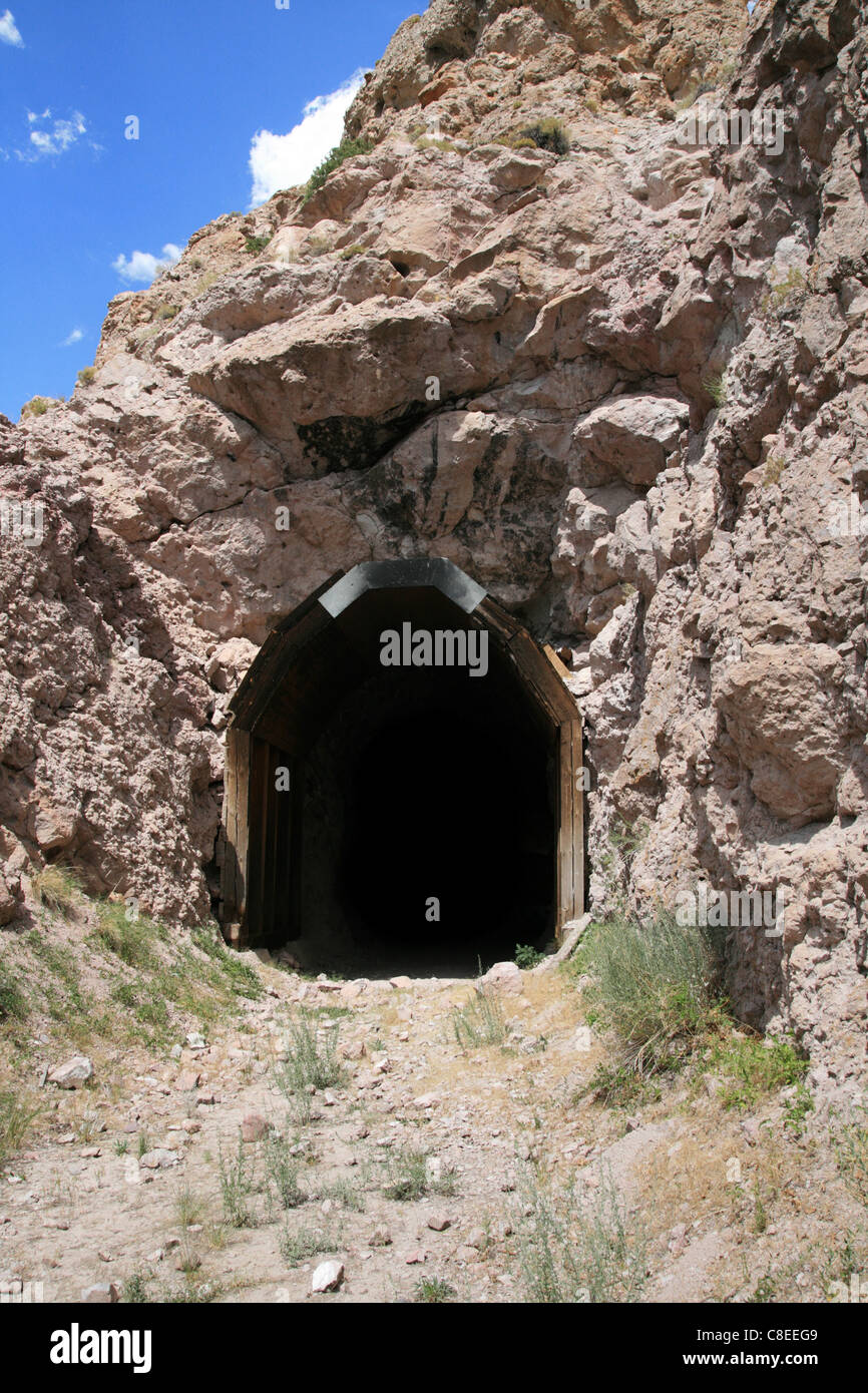 vertical image of tunnel entrance Stock Photo - Alamy