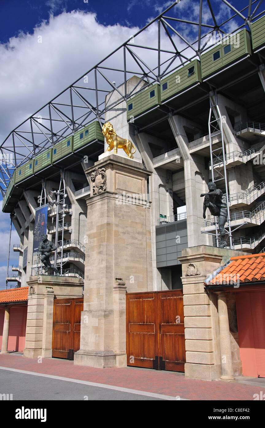 Sports gates hi-res stock photography and images - Alamy