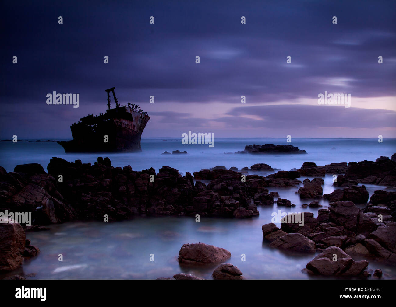 Japanese fishing trawler hi-res stock photography and images - Alamy