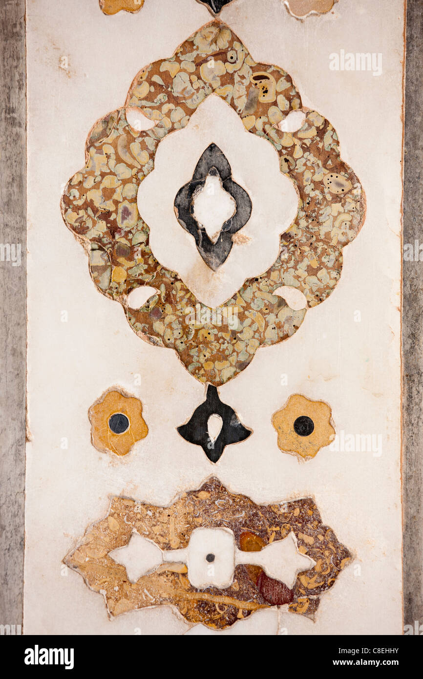 Pietra Dura stone and jewel inlay cut in marble frescoes at 17th ...