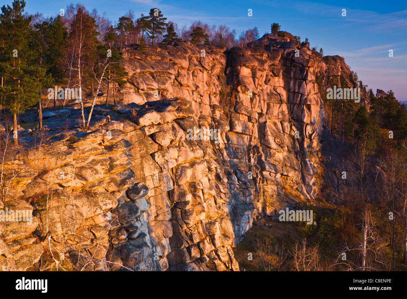 Sunrise over the rocks hi-res stock photography and images - Alamy
