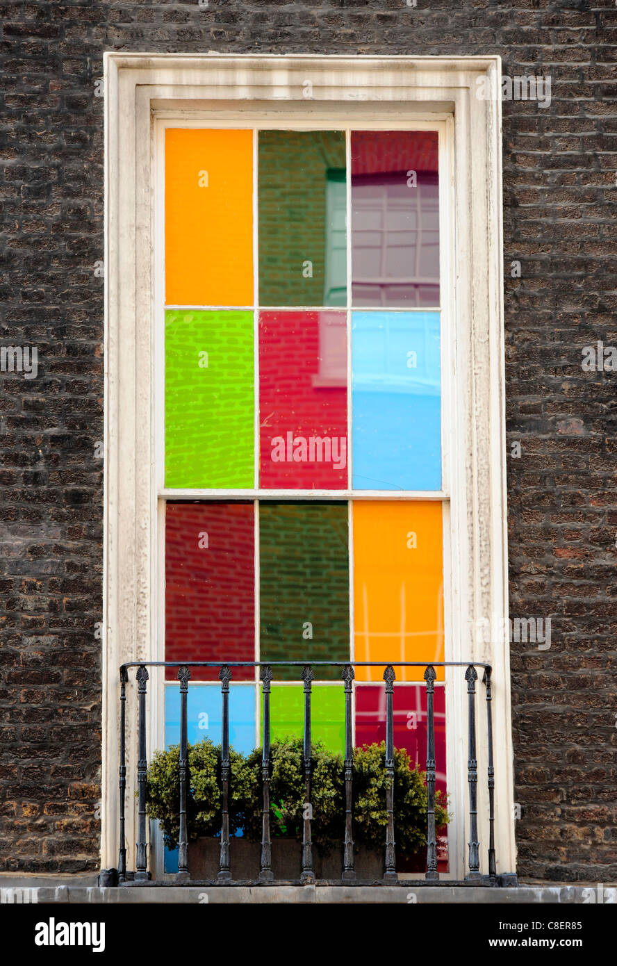Ey catching hi-res stock photography and images - Alamy