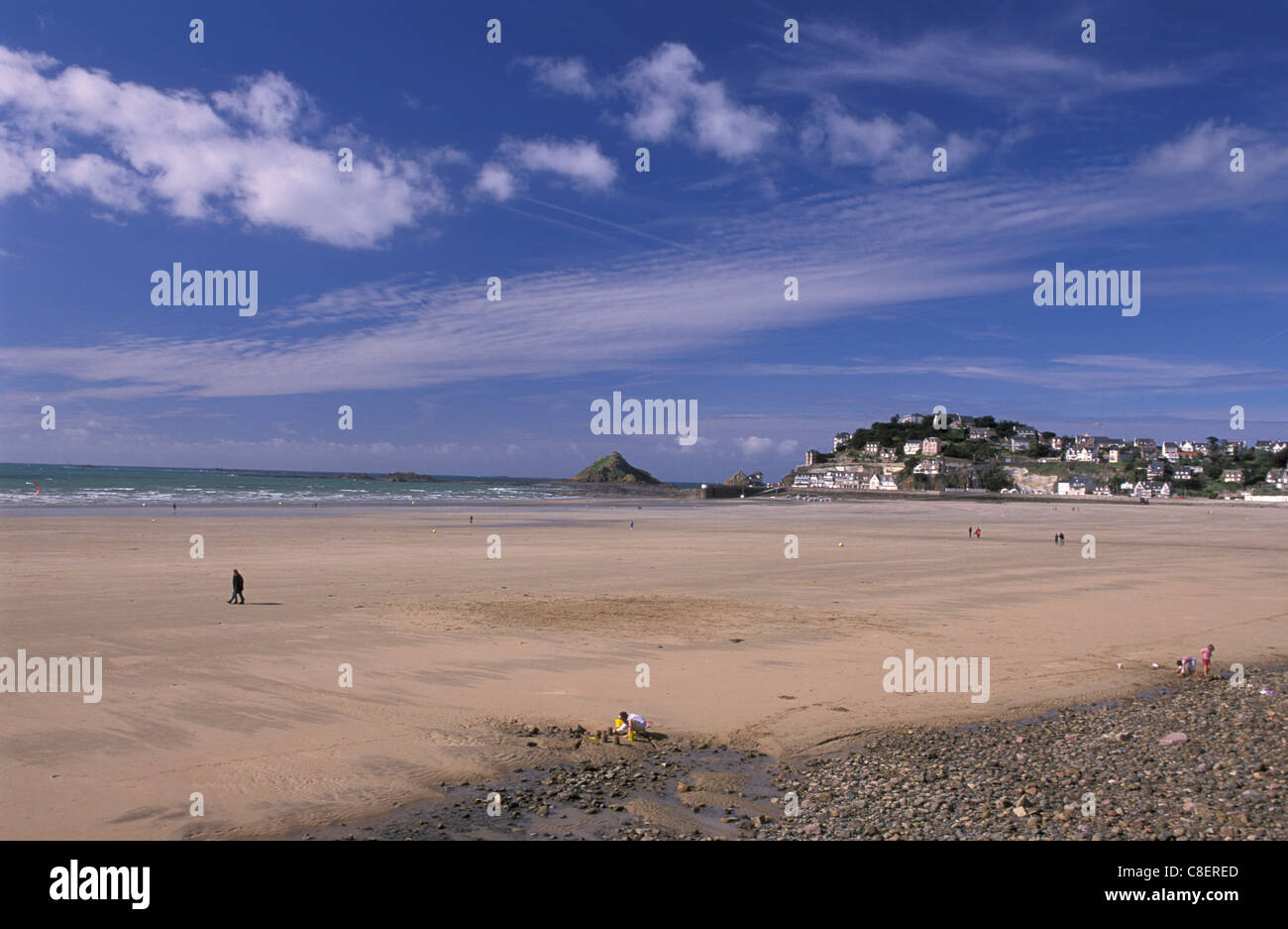 Bretagne beach hi-res stock photography and images - Alamy