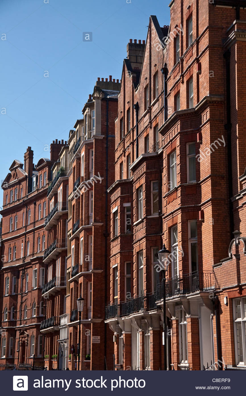 London Row Houses High Resolution Stock Photography and Images - Alamy