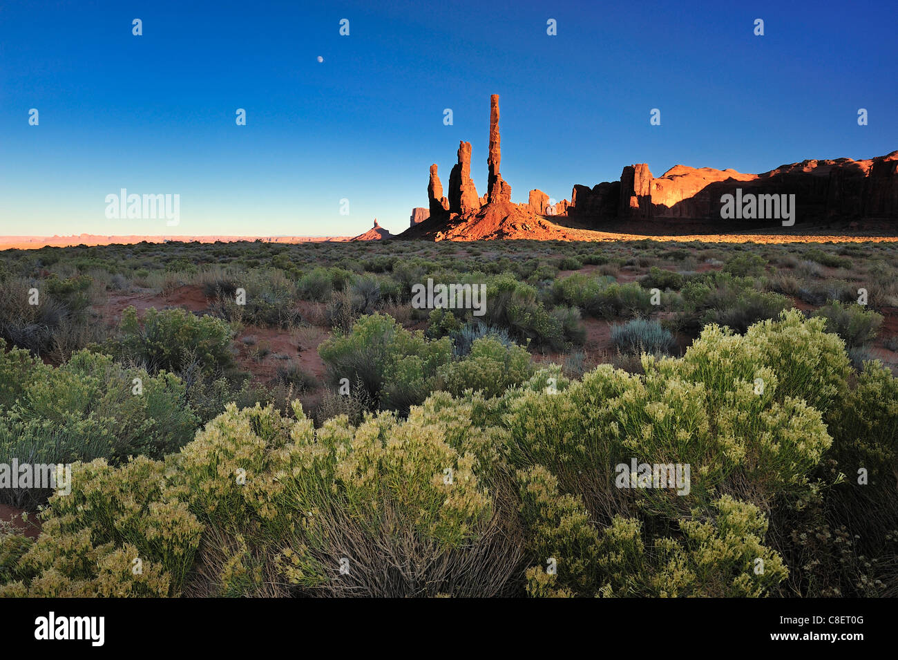Desert scenery, sunset, Totem pole, Navajo, rock, Indian Reservation ...