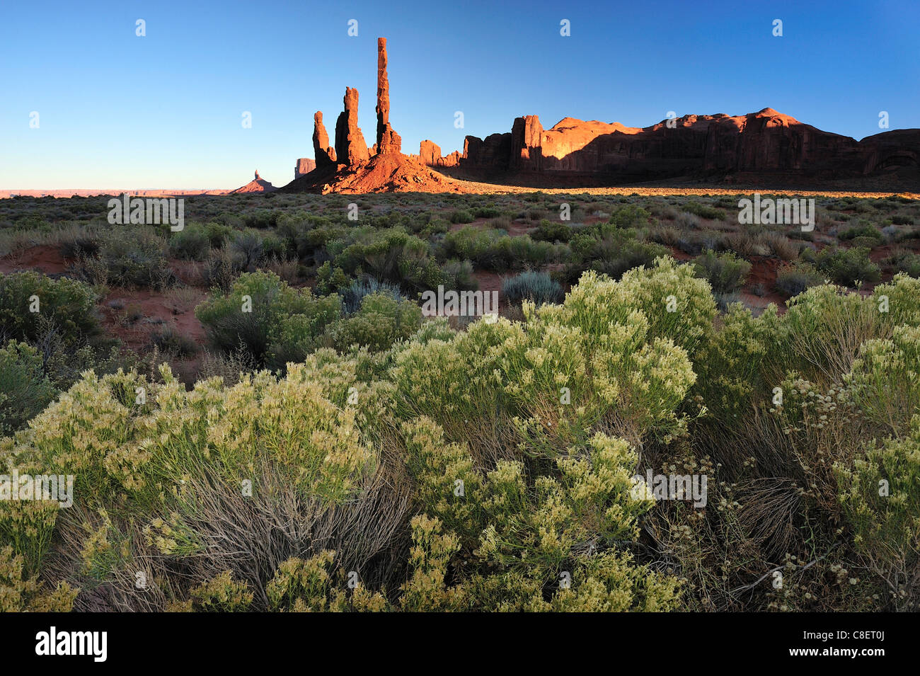 Desert scenery, sunset, Totem pole, Navajo, rock, Indian Reservation ...
