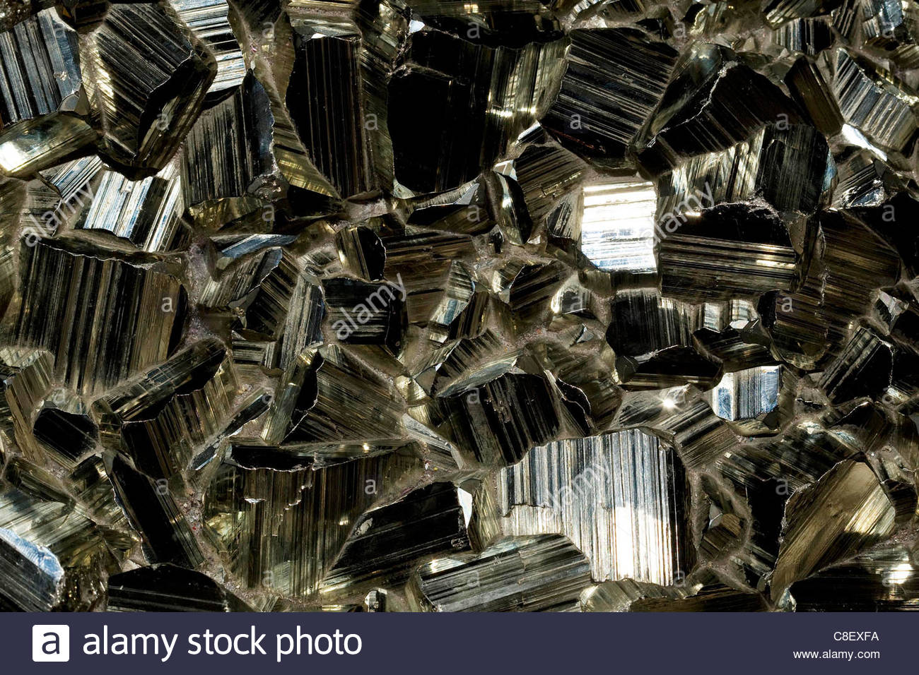Iron Pyrite Stock Photos & Iron Pyrite Stock Images - Alamy
