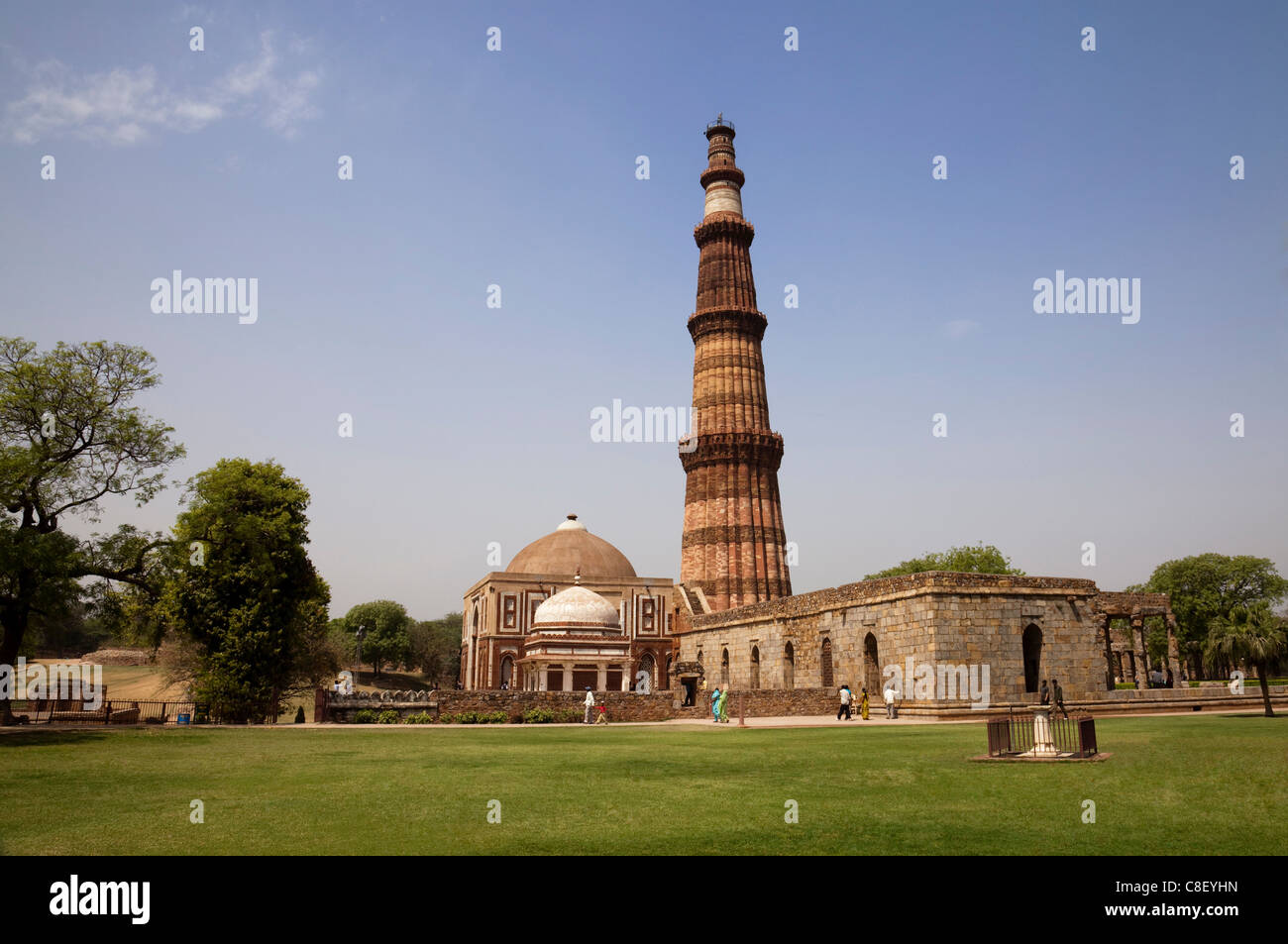 Qutb Minar, Qutb Complex, UNESCO World Heritage Site, Delhi, India ...