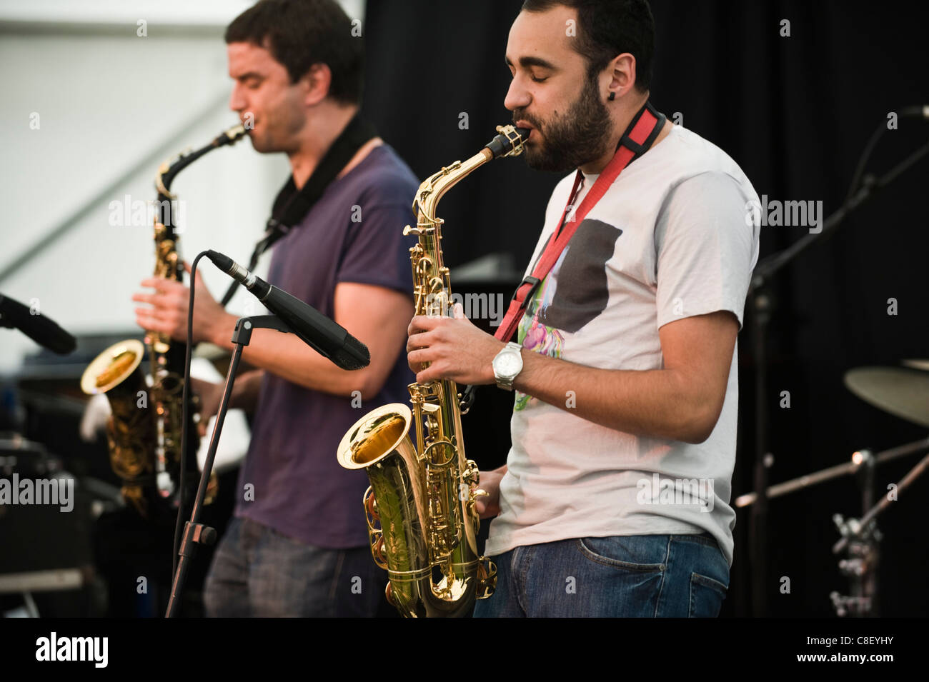 Saxofones hi-res stock photography and images - Alamy