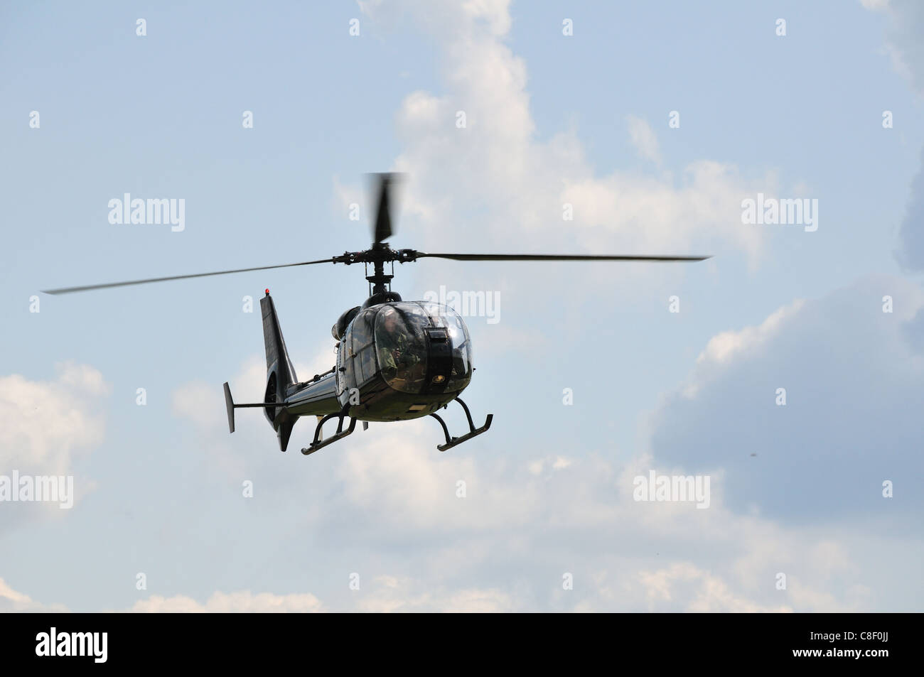 Flying helicopter emergency speed hi-res stock photography and images ...