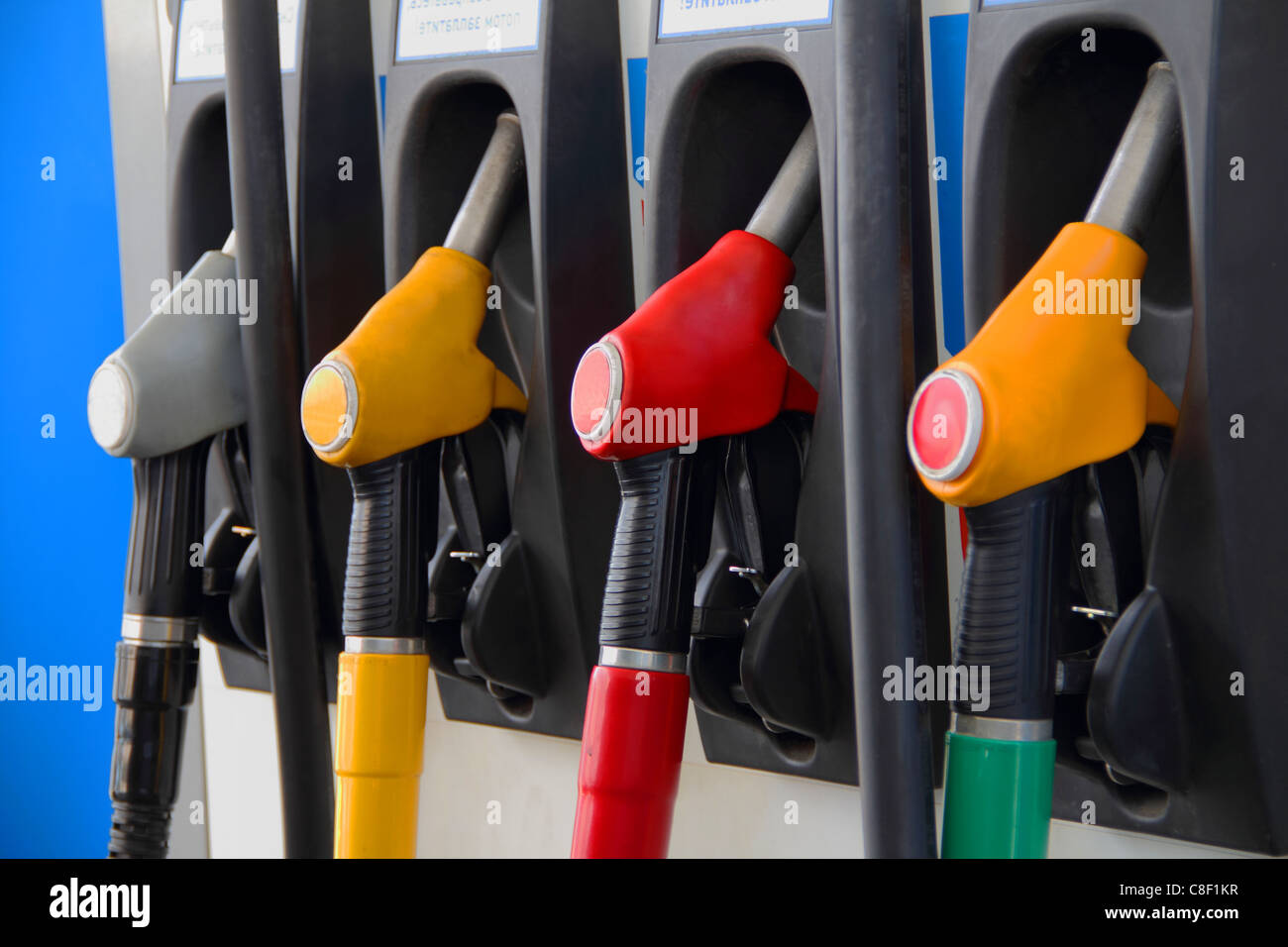 Filling stations hi-res stock photography and images - Alamy