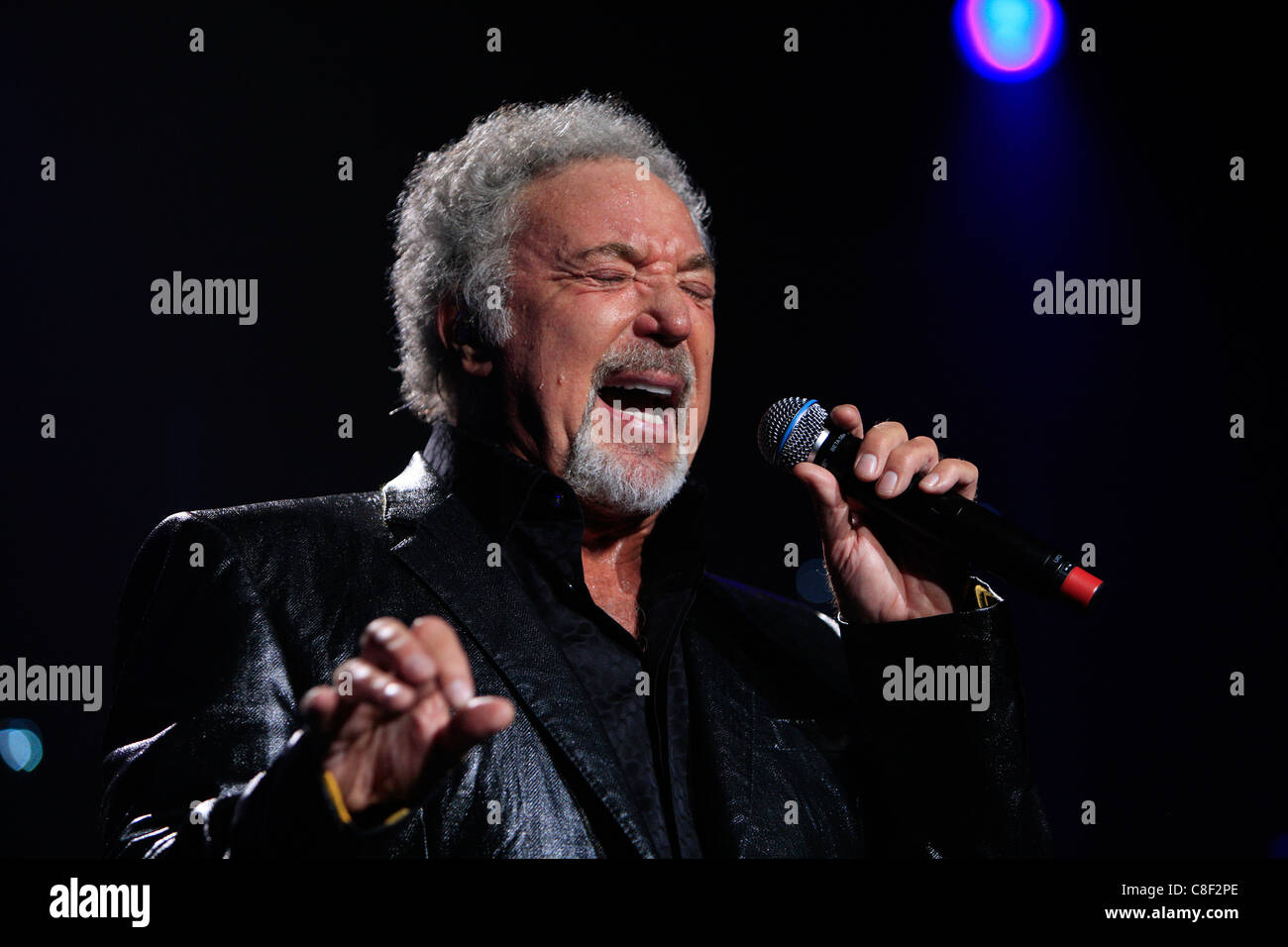 Singer Tom Jones performs during a concert in Dublin, Ireland Stock ...