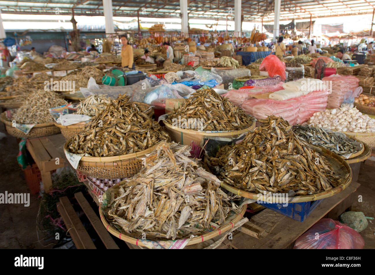Stall selling dried fish, Pakse Market, Pakse, Laos Stock Photo - Alamy