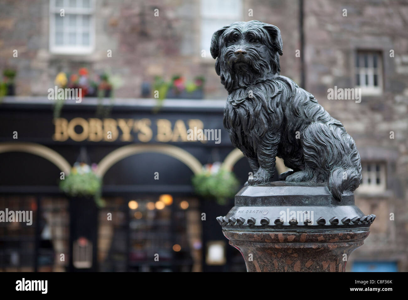 Greyfriars bobby hi-res stock photography and images - Alamy