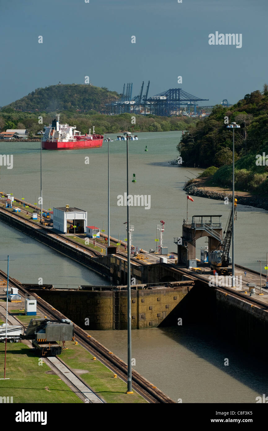 Miraflores Locks, Panama Canal, Panama, Central America Stock Photo - Alamy