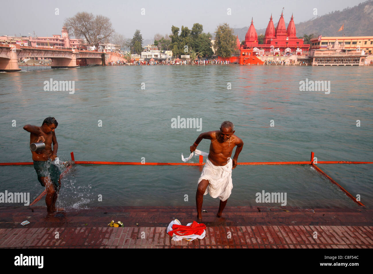 Bathing ghat hi-res stock photography and images - Alamy