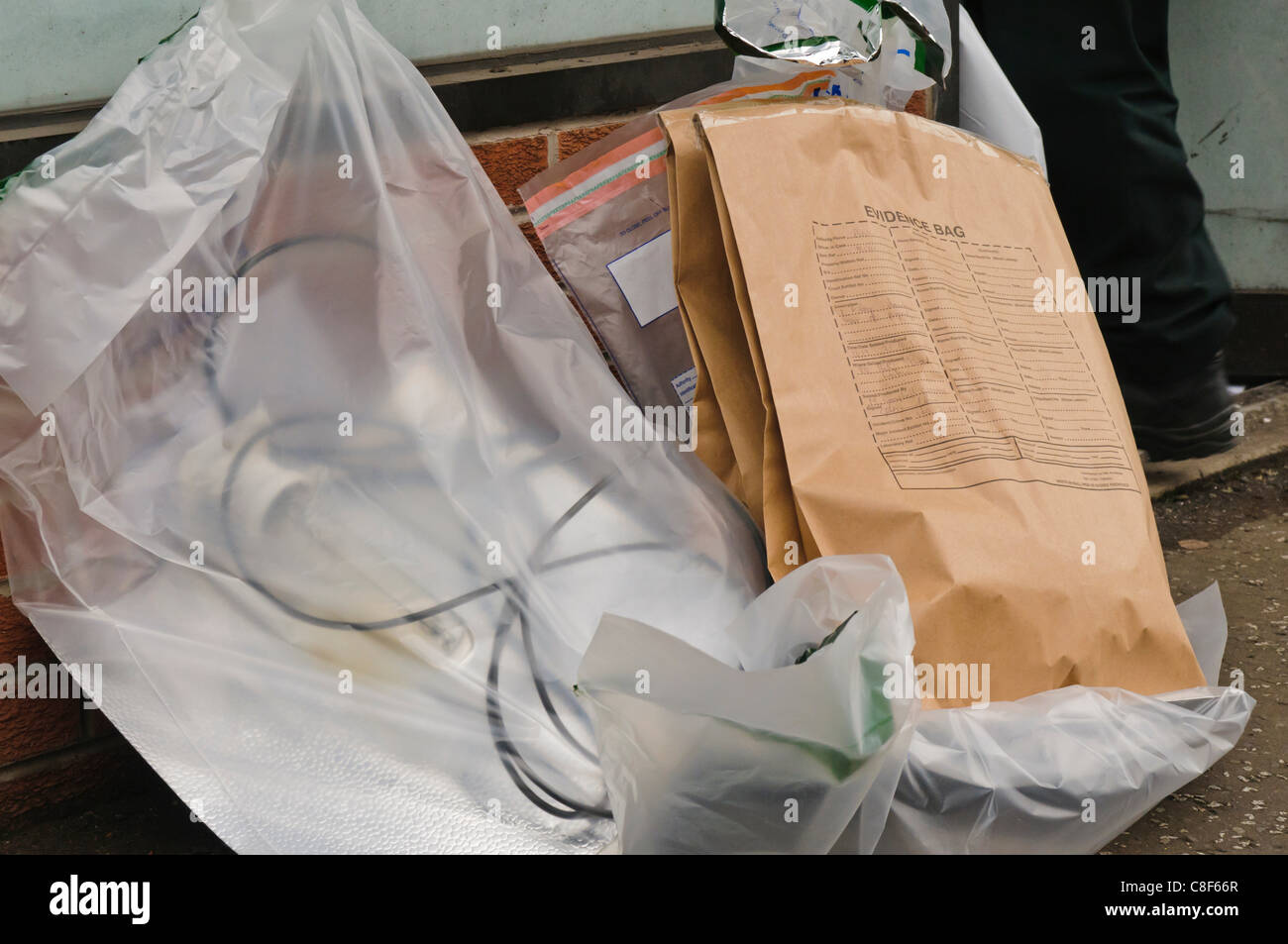 Police evidence bags hi-res stock photography and images - Alamy