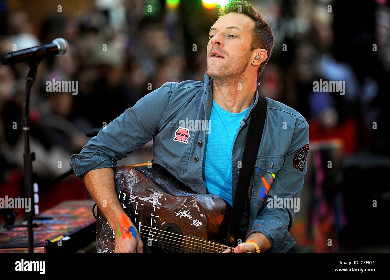 Chris Martin on stage for NBC Today Show Concert Series with Coldplay ...