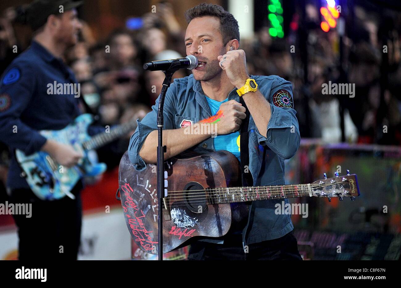 Chris Martin on stage for NBC Today Show Concert Series with Coldplay ...
