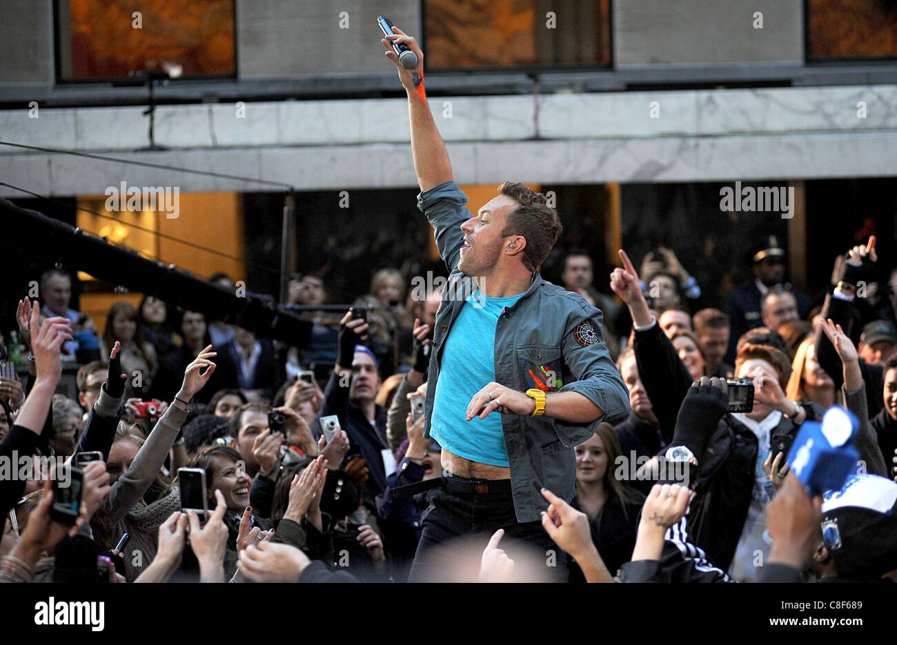 Chris Martin on stage for NBC Today Show Concert Series with Coldplay ...