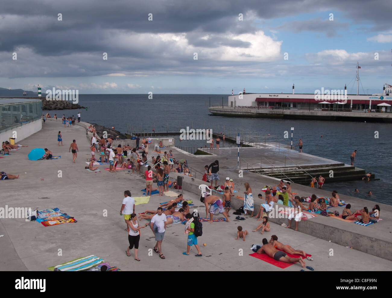 Public bath hi-res stock photography and images - Alamy
