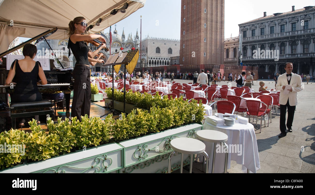 Classical concert italy hi-res stock photography and images - Alamy