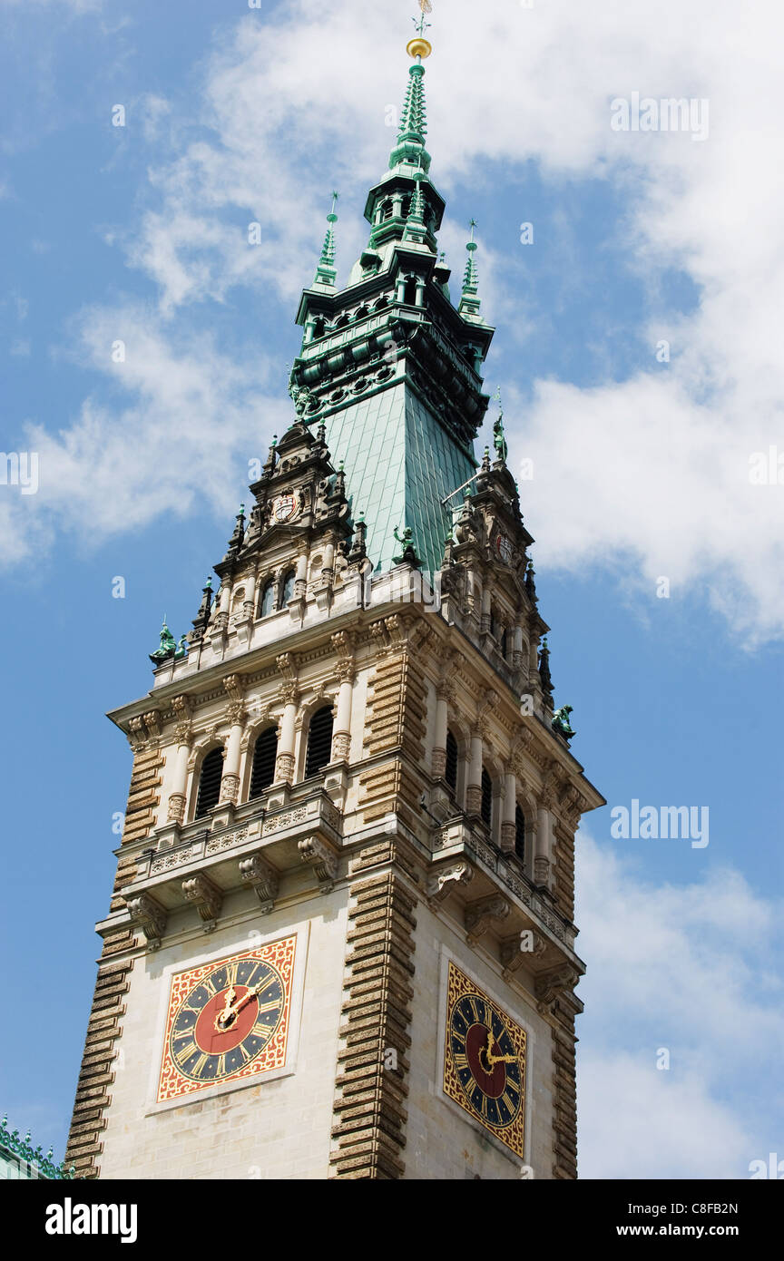 Rathaus tower clock hi-res stock photography and images - Alamy