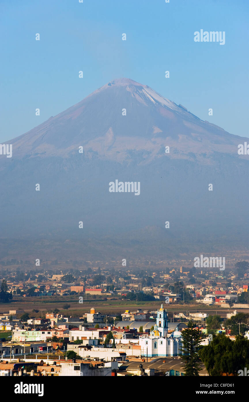 Cholula mexico popocatepétl hi-res stock photography and images - Alamy
