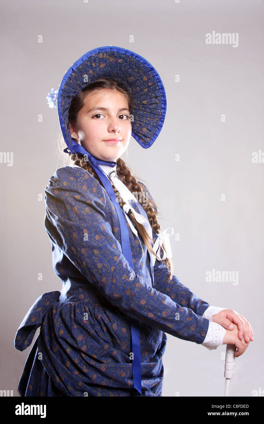 Victorian girl hi-res stock photography and images - Alamy