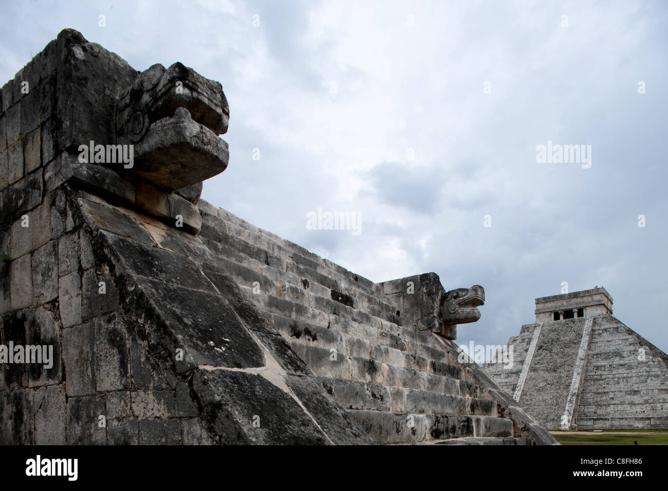 Venus platform with Kukulkan Pyramid in the background, Chichen Itza ...