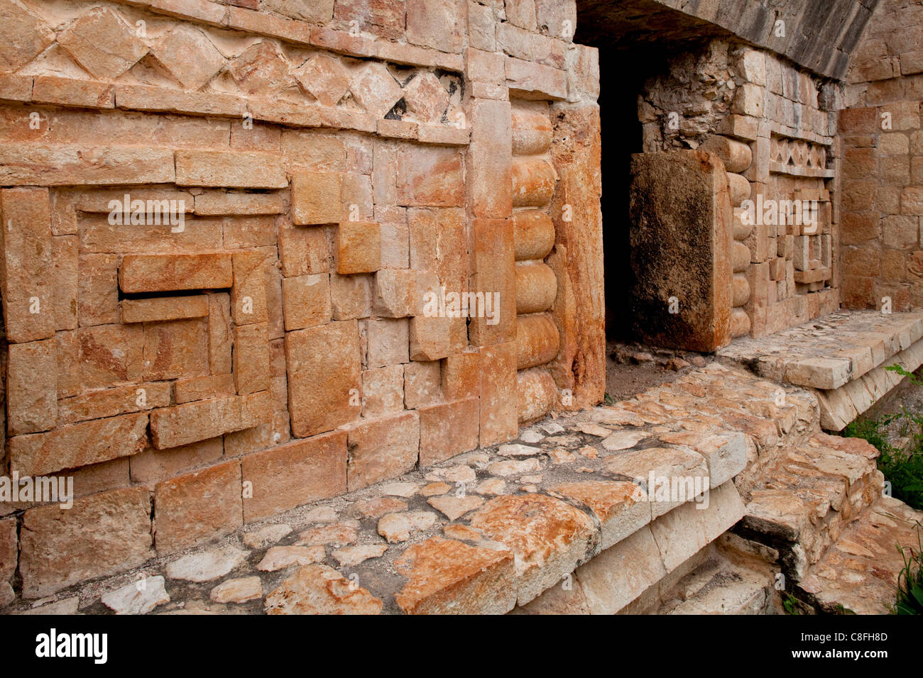 Palace of Labna, Mayan ruins, Labna, Yucatan, Mexico Stock Photo - Alamy